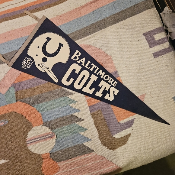 NFL | Art | Vintage 967 Baltimore Colts 3 Pennant Single Bar Helmet ...